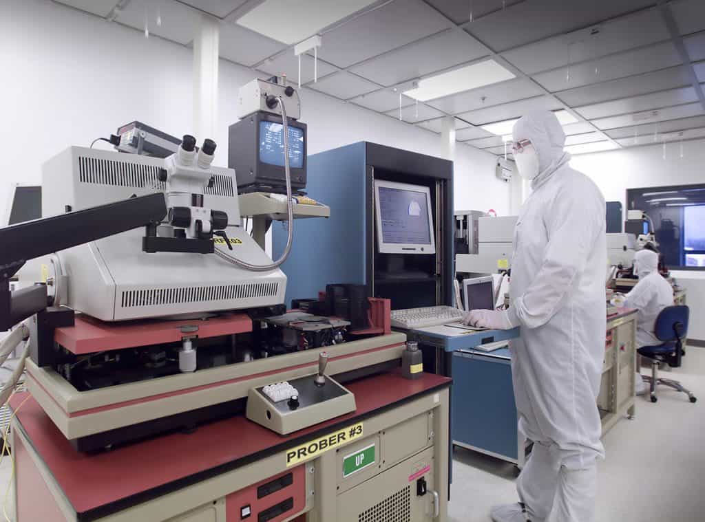 Aerospace Cleanrooms | Modular Cleanrooms By Total Clean Air